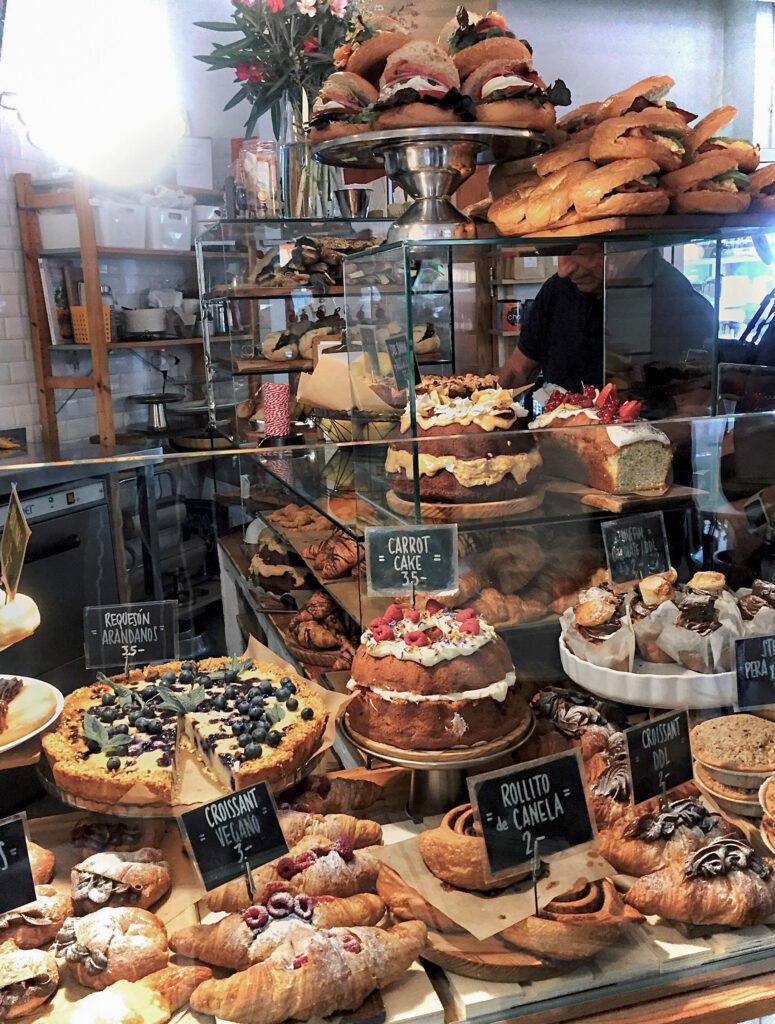 8 Best things to do in diverse & lively Valencia - HappyTravelSpots