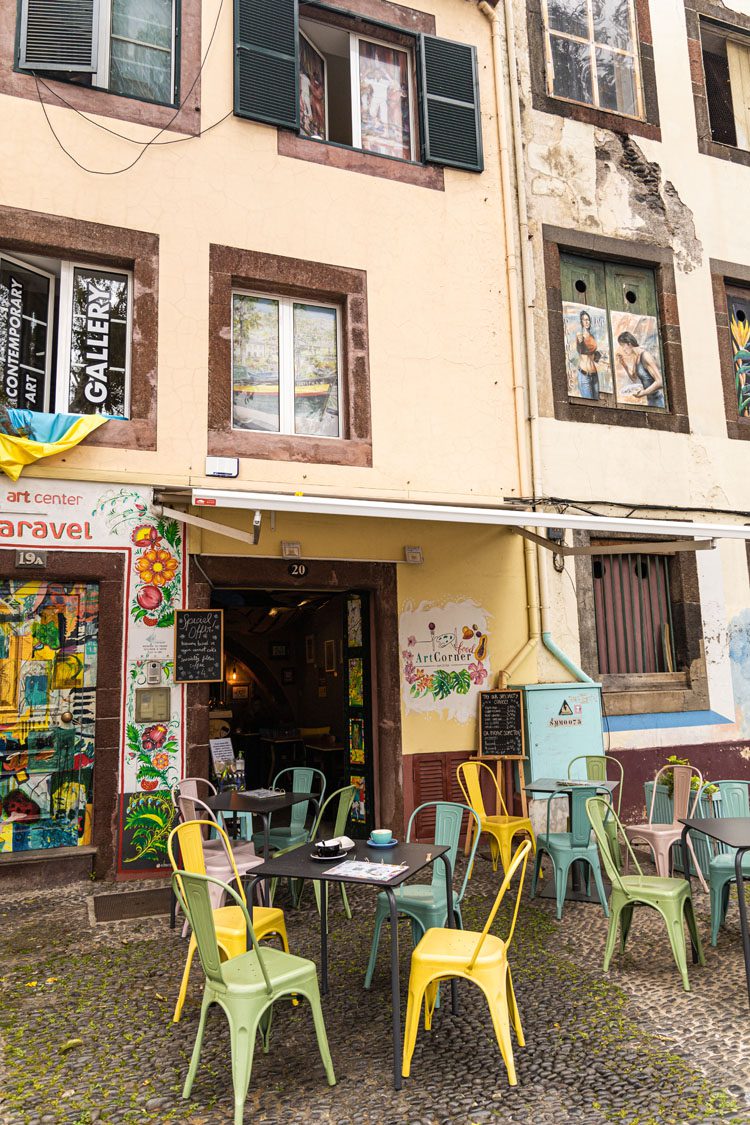 A guide to visit Funchal, the capital of Madeira - HappyTravelSpots
